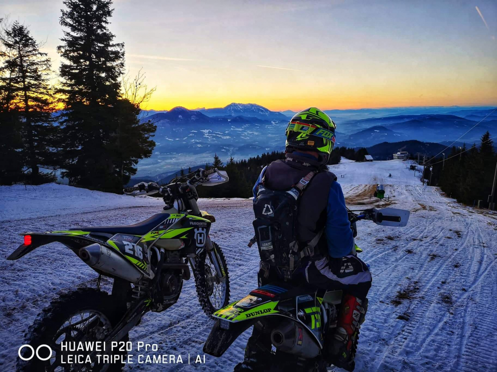 MX-SHOP Motoristična trgovina - Moto oprema, zaščita, obutev in deli